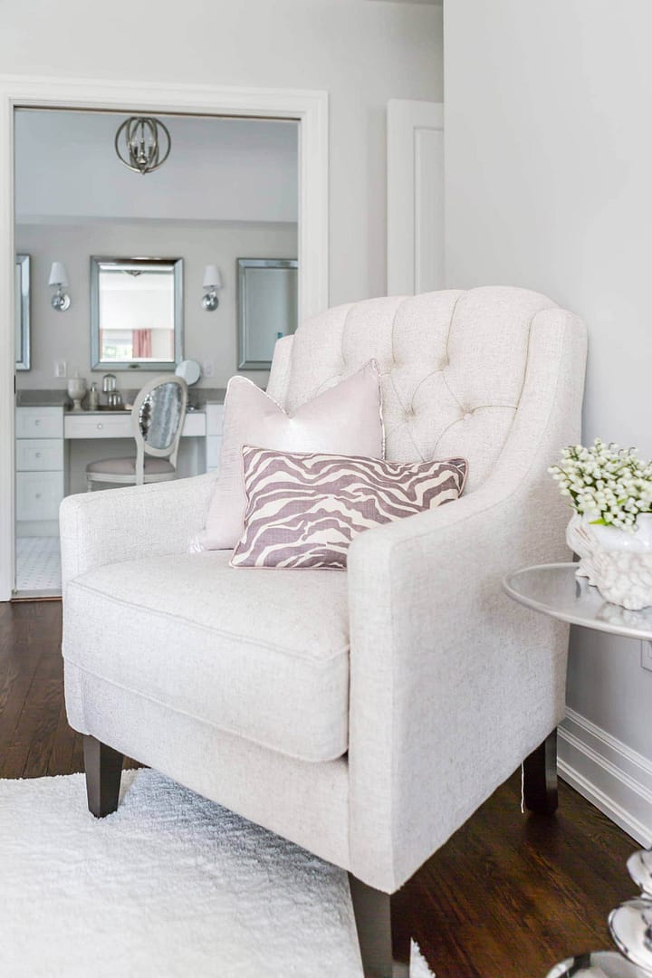 Town Mount Royal II | LUX Decor
